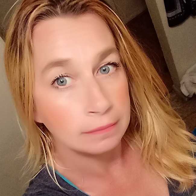 Allie Lorraine's Instagram, Twitter & Facebook on IDCrawl