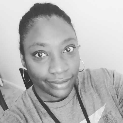 Dionne Davis's Instagram, Twitter & Facebook on IDCrawl