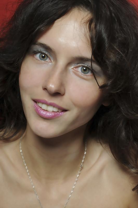 Julia Petrova's Instagram, Twitter & Facebook on IDCrawl