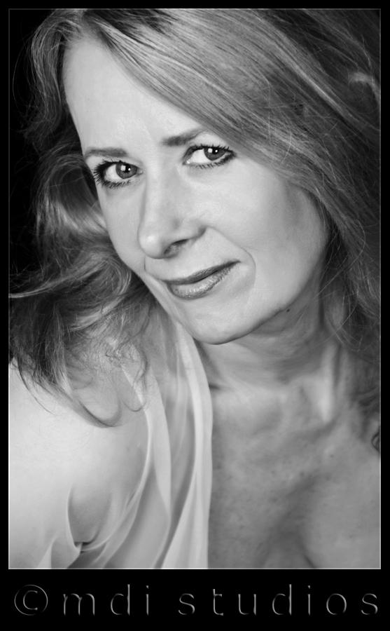 Adrienne Mills's Instagram, Twitter & Facebook on IDCrawl